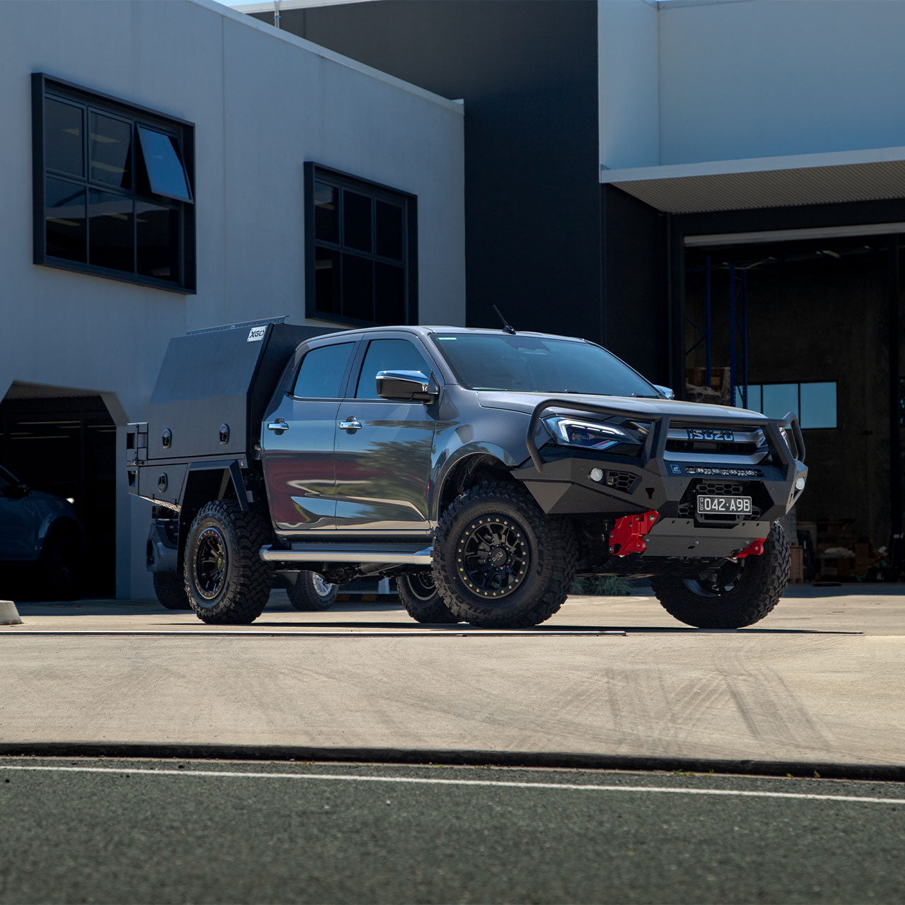 XGO™ D-MAX: Tray, Canopy & Chassis-Mount Guide | Teralume Industries