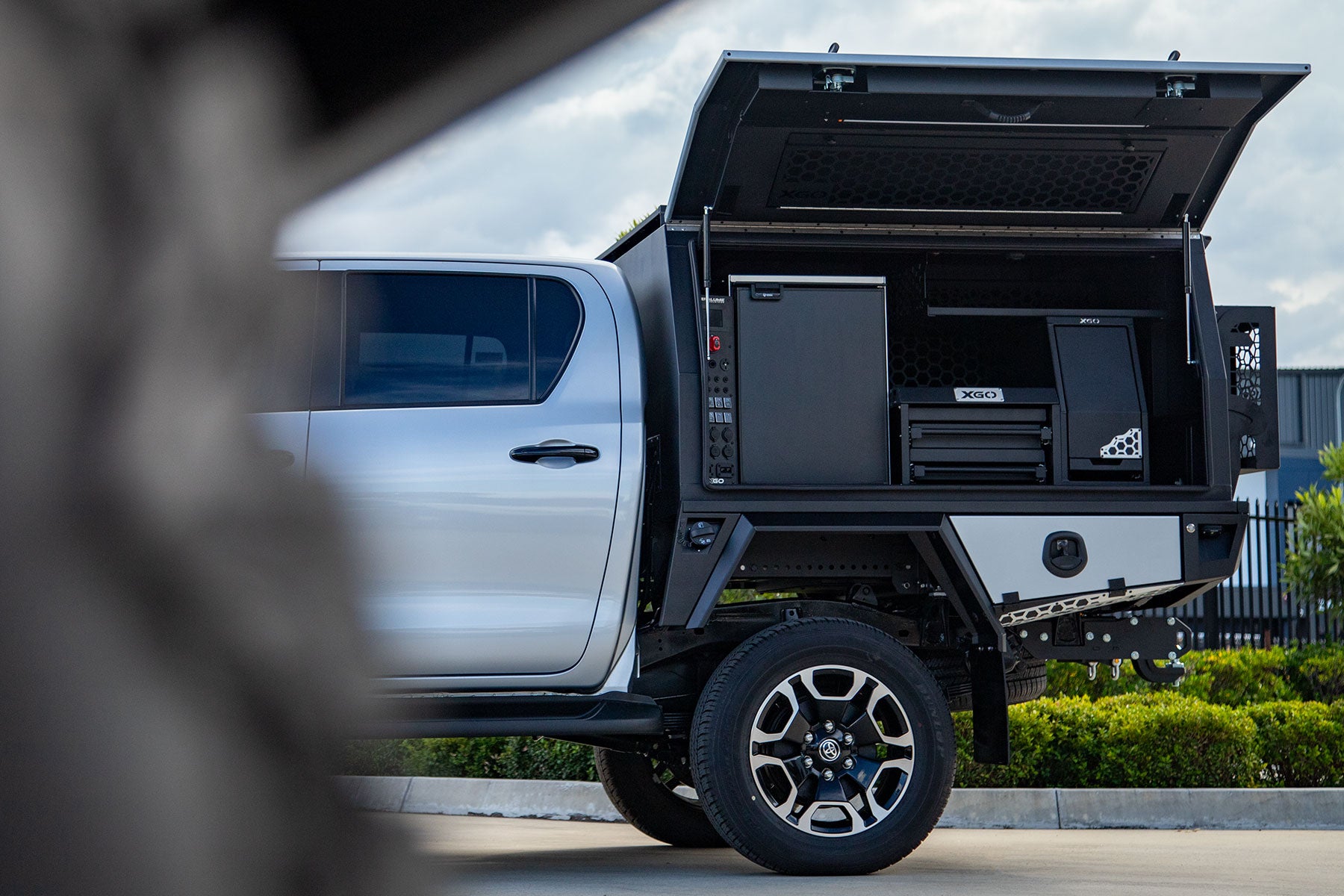XGO™ Toyota Hilux N80 Trays & Canopies & Chassis-Mount Bodies | Teralu ...
